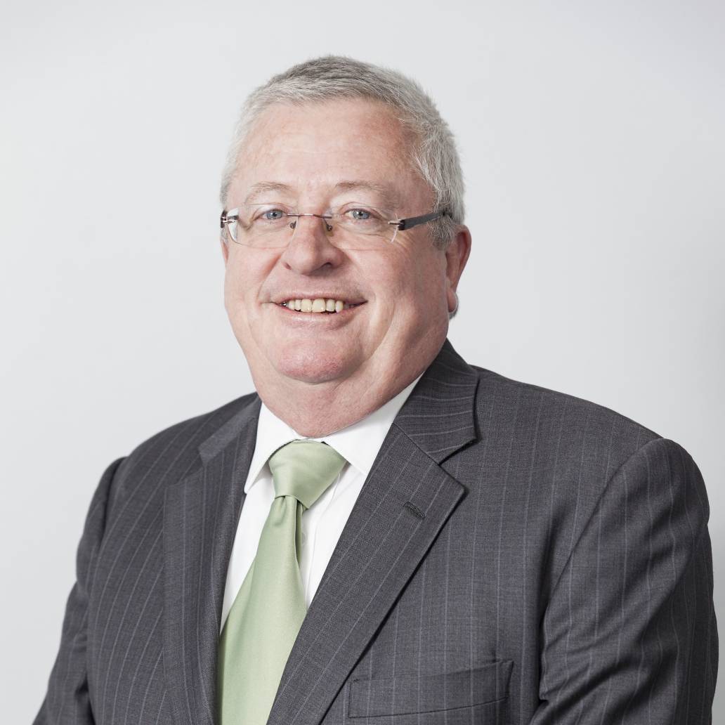 Dedicated Team Members | Creating Links